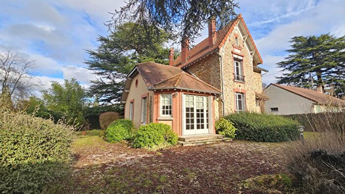 Maison à vendre - Bois-le-Roi - 4 pièces - 3 chambres