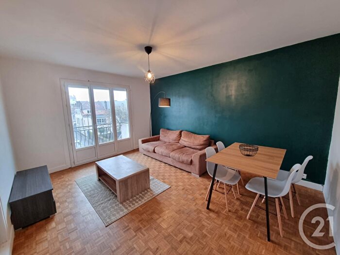 Appartement à louer - Tarbes, Vugnemale, Martinet - 3 pièces - 2 chambres