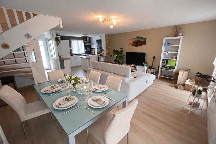 Maison à vendre - Saint-Lys - 4 pièces - 3 chambres