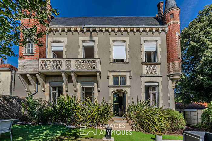 Maison à vendre - Pornic, Centre-ville, Halles, Bourg aux Moines - 8 pièces - 4 chambres