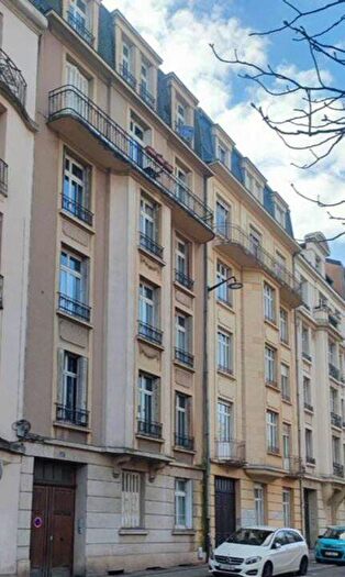 Appartement à louer - Metz - 3 pièces - 2 chambres