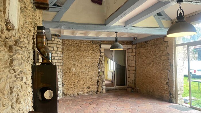 Maison à vendre - Cinqueux - 6 pièces - 4 chambres