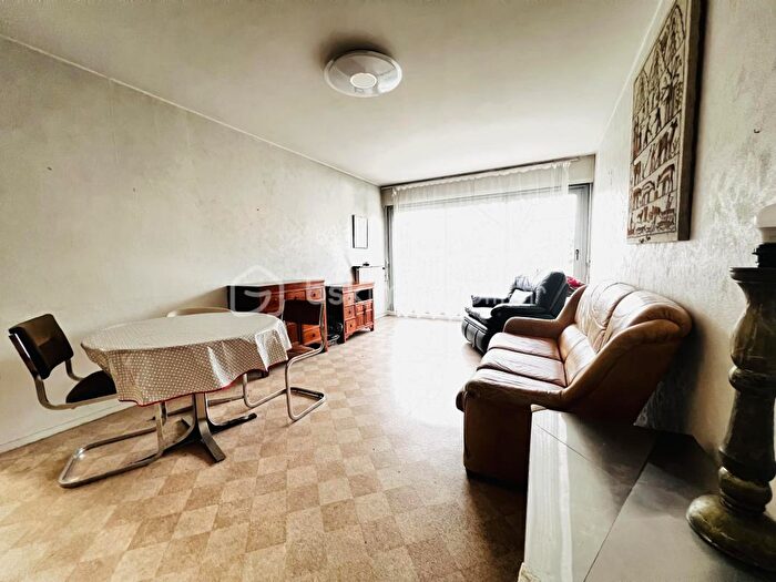 Appartement à vendre - Antony, Centre-ville - 3 pièces - 2 chambres