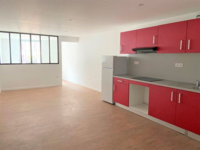 Le Puy-en-Velay, Centre-ville : Appartement 1 pièce à louer