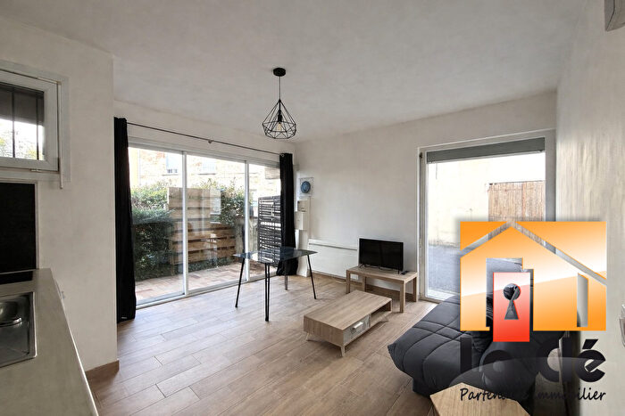 Appartement à louer - Agen, Les Pins, IUFM - 2 pièces - 1 chambre