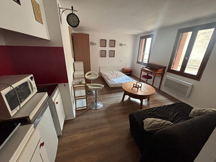Appartement à louer - Toulouse, Saint-Sernin - 1 pièce
