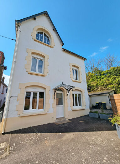 Maison à vendre - Ploërmel - 6 pièces - 4 chambres