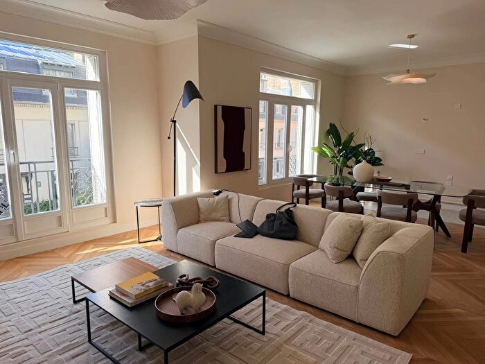 Appartement 5 pièces à vendre à Neuilly-sur-Seine, Charles Laffitte