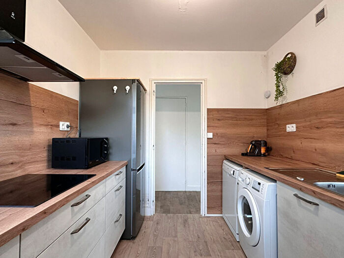 Appartement à louer - Besançon, Clairs-Soleils, Vareilles - 5 pièces - 4 chambres