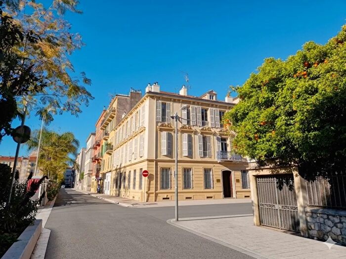 Nice, Carabacel : Appartement 4 pièces à vendre