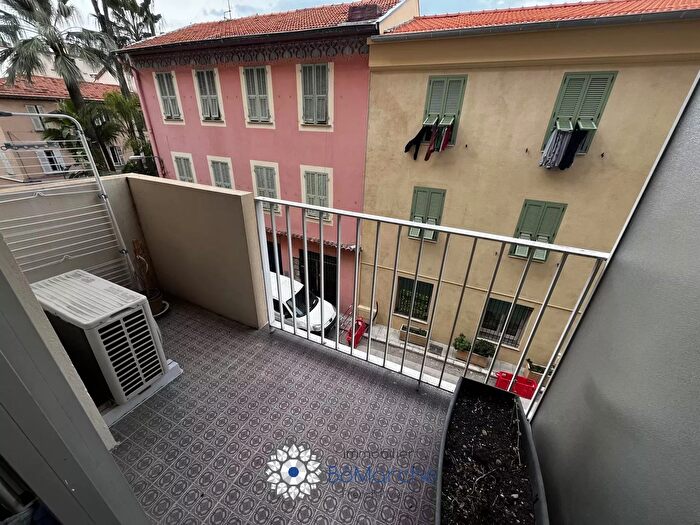 Appartement à louer - Nice, Borriglione - 1 pièce