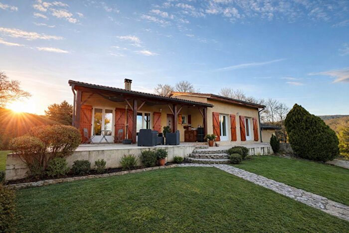 Maison à vendre - Encausse-les-Thermes - 4 pièces - 3 chambres