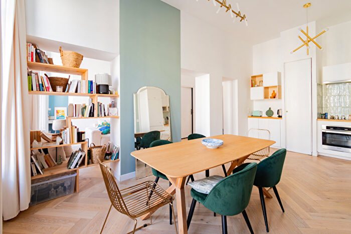 Appartement à vendre - Marseille e , Grands Carmes - 3 pièces - 2 chambres