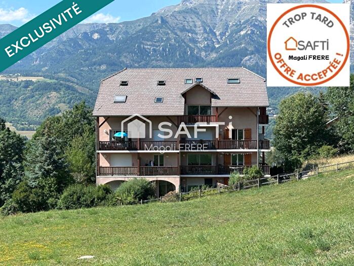 Appartement 3 pièces à Saint-Léger-les-Mélèzes, à vendre