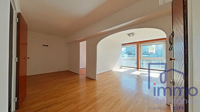 Appartement à vendre - Saint-Étienne, Bernay, Valfuret - 2 pièces - 1 chambre