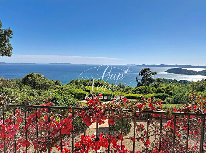 Maison 7 pièces à vendre à Rayol-Canadel-sur-Mer