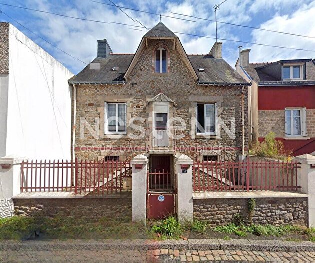 Maison à vendre - Locminé - 6 pièces - 3 chambres