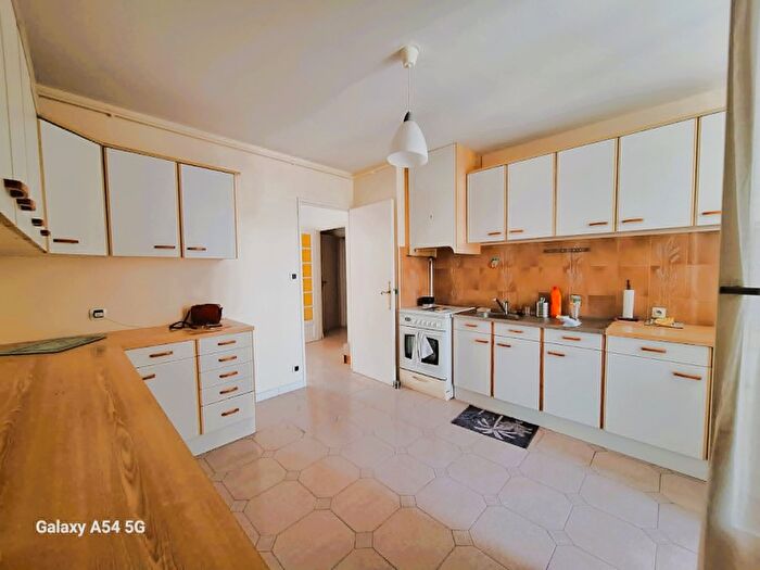 Appartement 3 pièces à Salon-de-Provence, Canourgues, à vendre