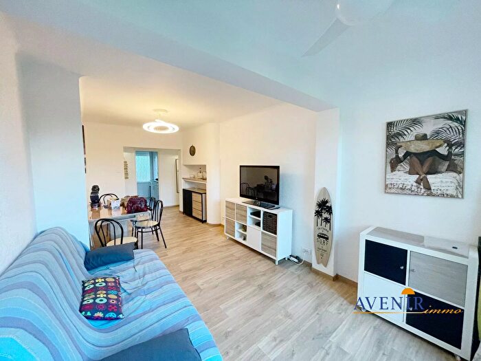 Appartement à louer - Saint-Cyr-sur-Mer, Les Lecques, Caylar, Cap Saint-Louis, Plage - 2 pièces - 1 chambre