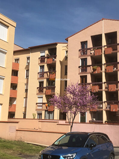 Maisons à vendre et appartements à louer - 1