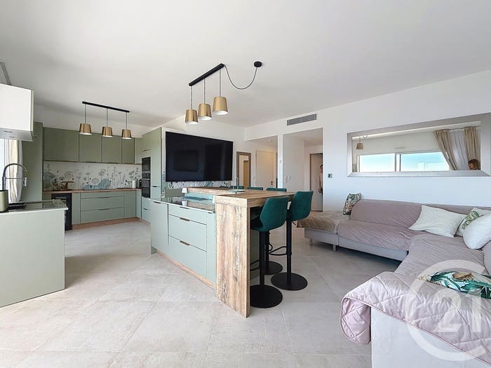 Appartement 4 pièces à Nice, Saint-Antoine, à vendre