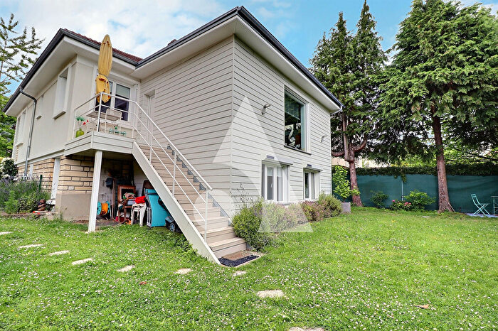 Cormeilles-en-Parisis, Haut et Centre : Maison 7 pièces à vendre