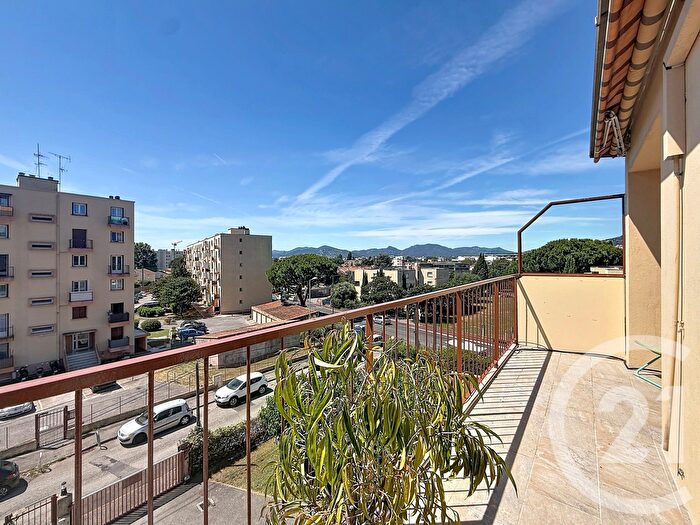 Appartement 3 pièces à louer - Cannes, Bocca Sud