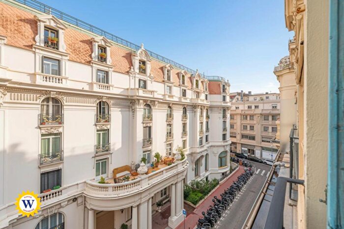 Appartement 2 pièces à vendre à Nice, Carré d'or