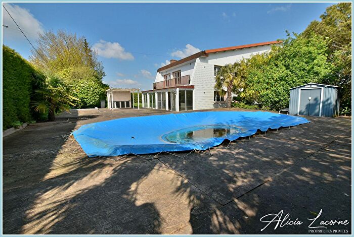Maison 10 pièces à vendre à Goderville
