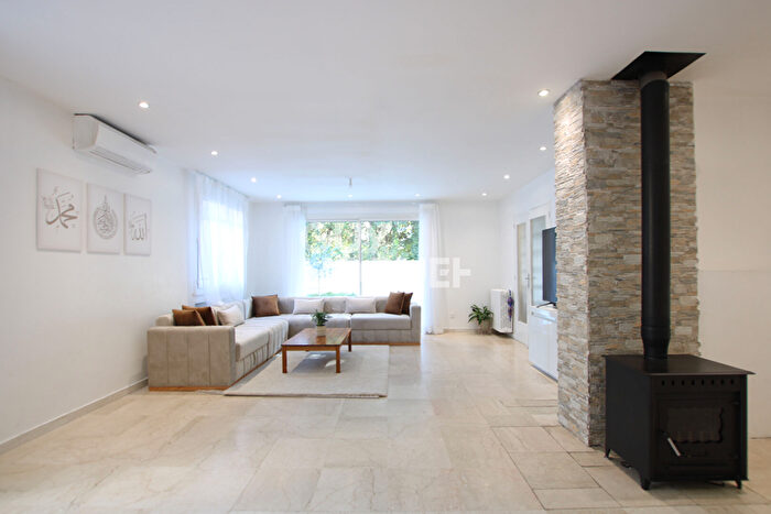 Maison à vendre - Avignon, Chevalier de Folard - 5 pièces - 4 chambres