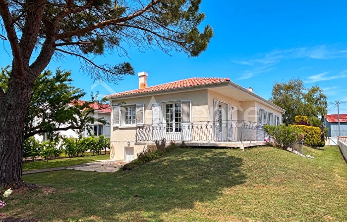 Maison 5 pièces à vendre - Médis