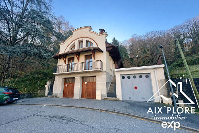 Appartement à vendre - Chambéry, Centre-ville - 3 pièces - 2 chambres