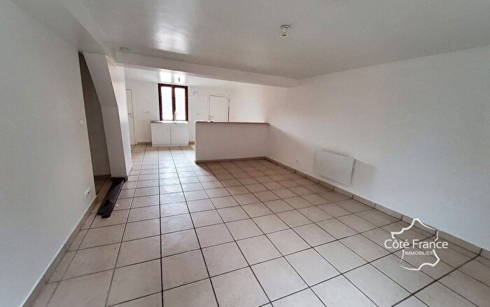 Appartement à louer - Givet - 2 pièces - 1 chambre