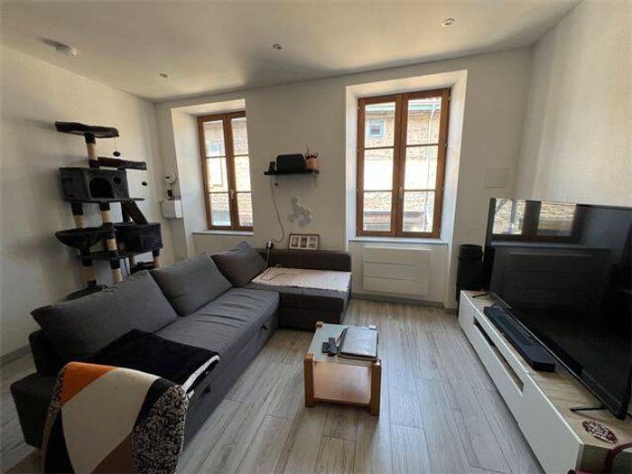 Maison 3 pièces à louer à Montrottier