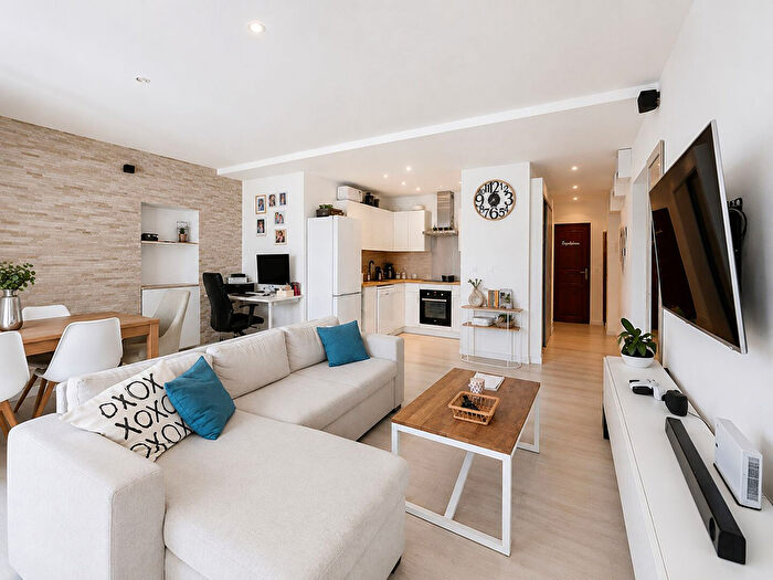 Grasse, Centre-ville Sud : Appartement 3 pièces à vendre