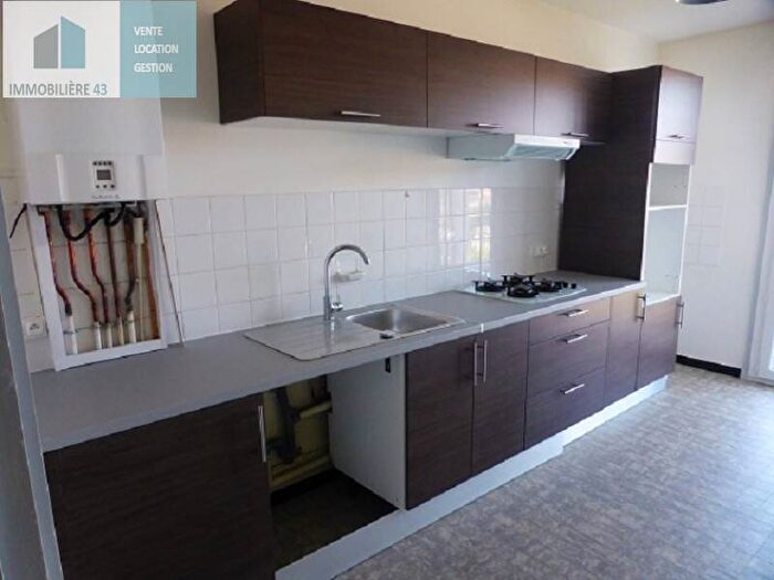 Appartement à louer - Carnot-Capucins, Le Puy-en-Velay - 3 pièces - 2 chambres