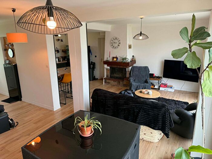Maison à vendre - Orvault, Bourg, Secteur rural - 6 pièces - 4 chambres