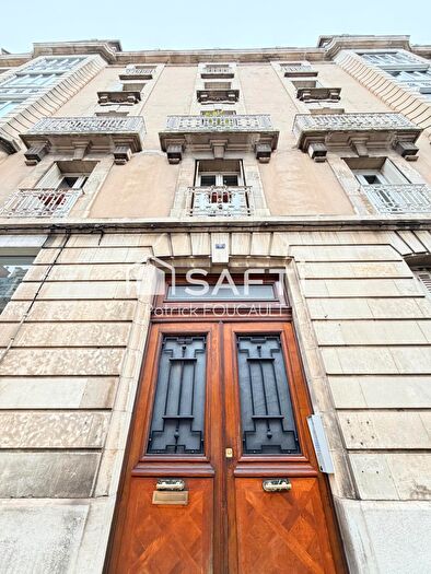 Appartement à vendre - Poitiers, Centre-ville - 6 pièces - 4 chambres