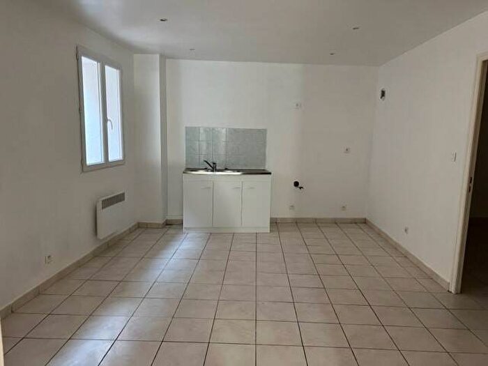 Le Val - Appartement 1 pièce à louer