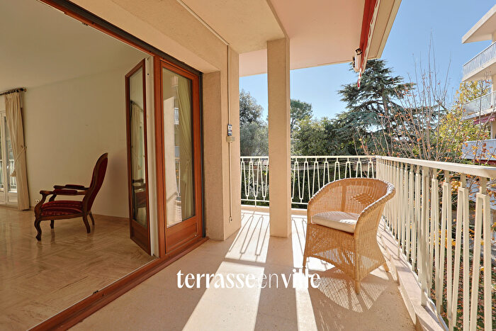 Appartement à vendre - Marseille e , Montolivet - 3 pièces - 2 chambres