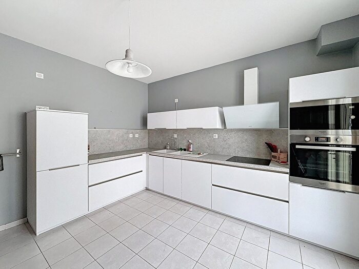 Maison 4 pièces à Ruelle-sur-Touvre, à vendre