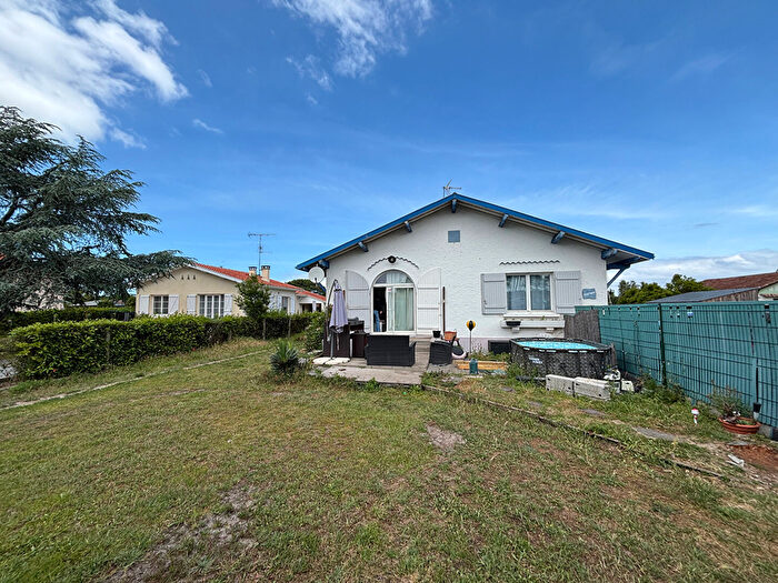 Maison à vendre - La Teste-de-Buch, Les Chênes Verts, Bordes, Clair-Bois, Pinède de Conteau - 4 pièces - 3 chambres