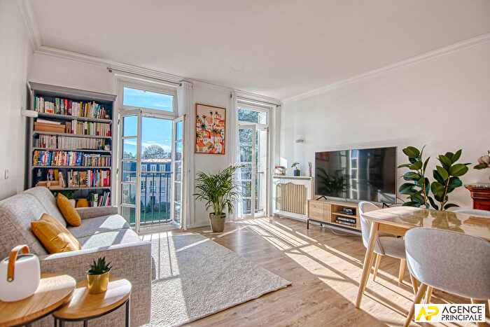 Appartement à vendre - Versailles, Notre Dame - 4 pièces - 3 chambres