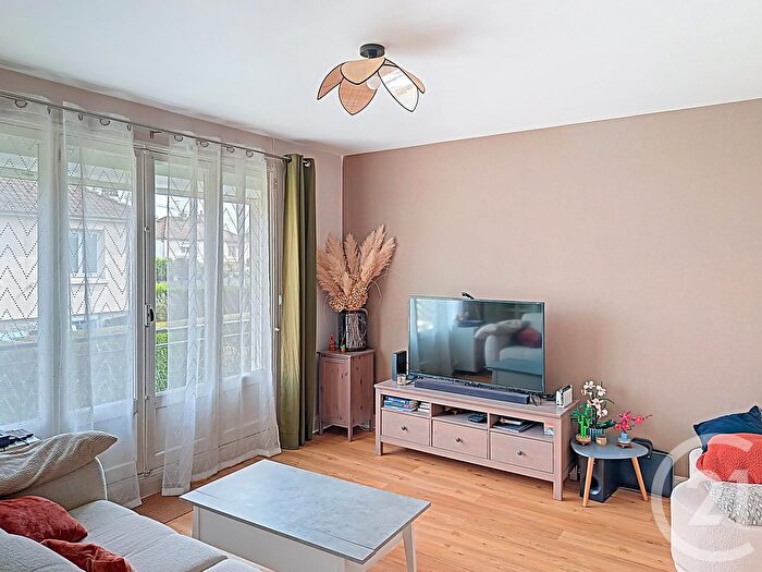 Maison 5 pièces à vendre à Laval, Pavement