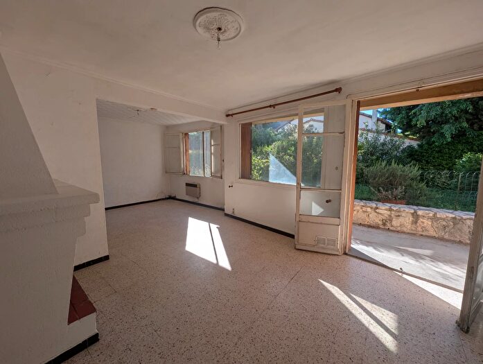 Appartement 4 pièces à vendre à Arles, Trinquetaille
