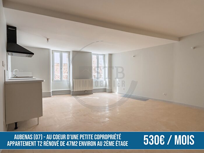 Appartement à louer - Aubenas, Centre-ville - 2 pièces - 1 chambre