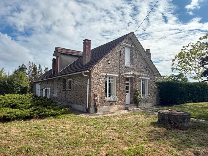Maison 7 pièces à Mailhac-sur-Benaize, à vendre
