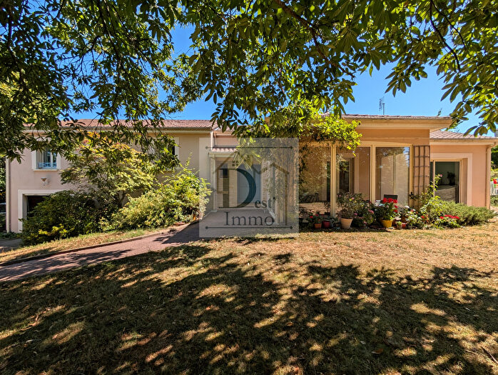Maison 6 pièces à vendre - Châlus
