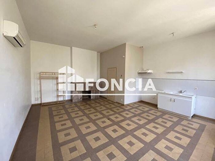 Appartement 1 pièce à louer - Esplanade, Nîmes