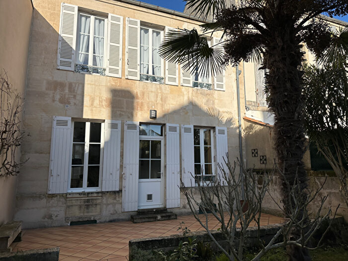 Maison à vendre - Saintes, La Gare, Sébastien de Brouard, La Fenêtre - 6 pièces - 4 chambres